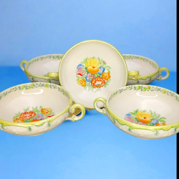 Crown Ducal | Dining | 5 92s Crown Ducal High Relief Hand Painted ...